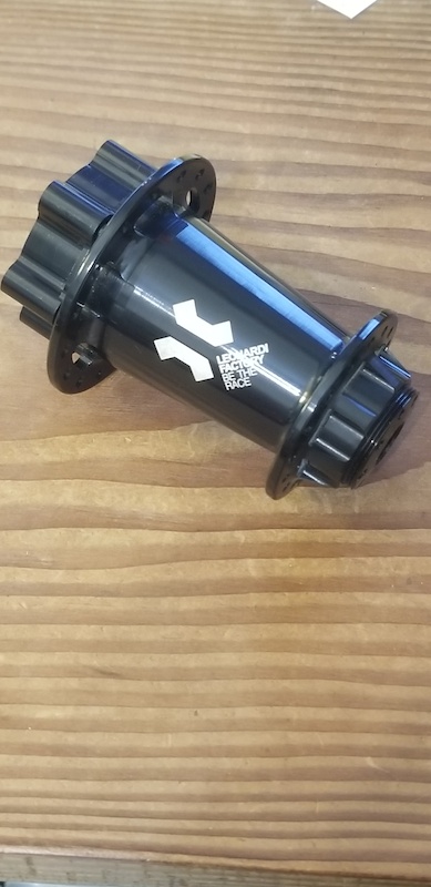 Leonardi Boss Hog Lefty Supermax Hub, 32h - Black For Sale