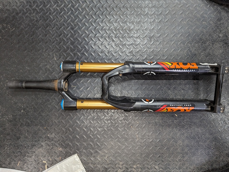 2015 Fox 36 float RC2 27.5" For Sale