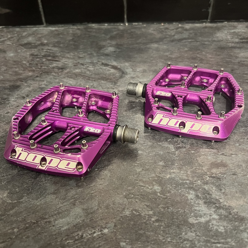 HOPE F20 Flat Pedals For Sale