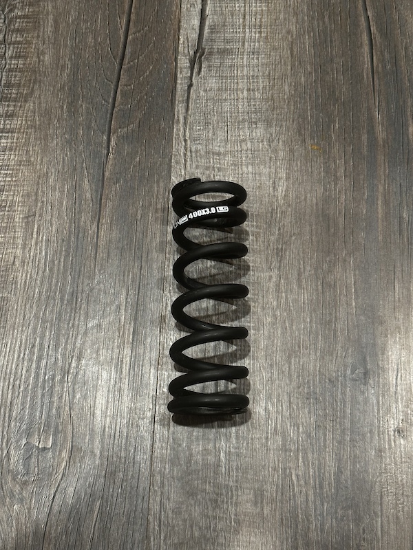 2022 DVO 400x3.0” LS Spring For Sale