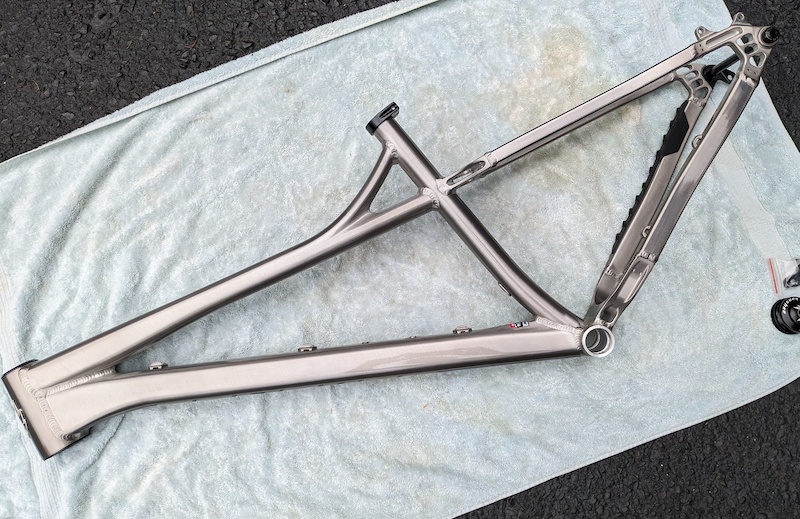 2023 Banshee enigma - Medium For Sale