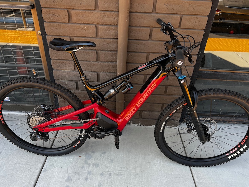 2022 Rocky Mountain Altitude Powerplay C70 M (price drop) For Sale