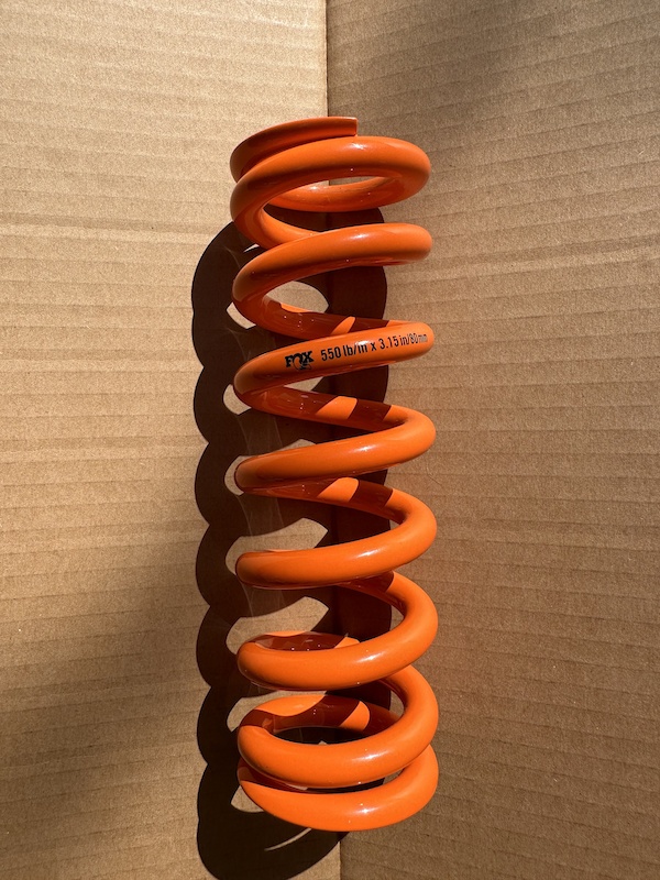 2020 Fox SLS rear spring 550lb by 3.15in For Sale
