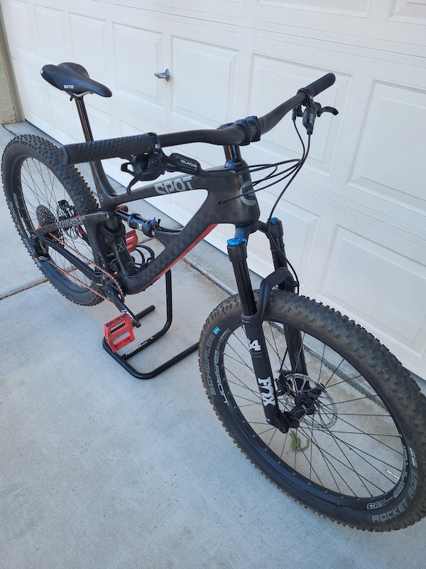 2019 Spot Mayhem 4 Star - 27.5 Plus or 29" Nearly New - L For Sale