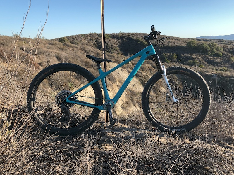 2022 Yeti ARC Frame, Turquoise, Medium For Sale