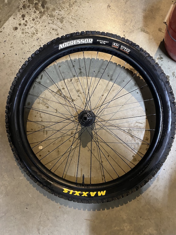 2021 Bontrager Line Comp 30 27.5 rear wheel For Sale