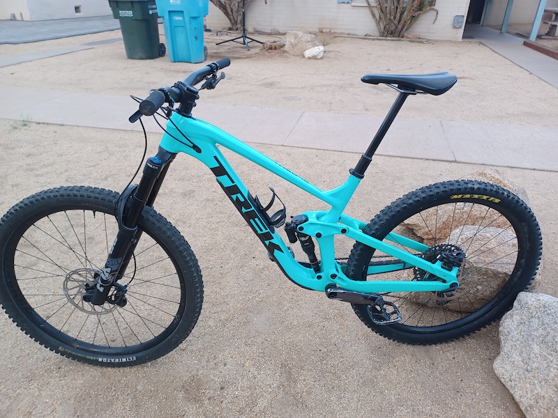 2022 Trek Slash 8 Size L For Sale