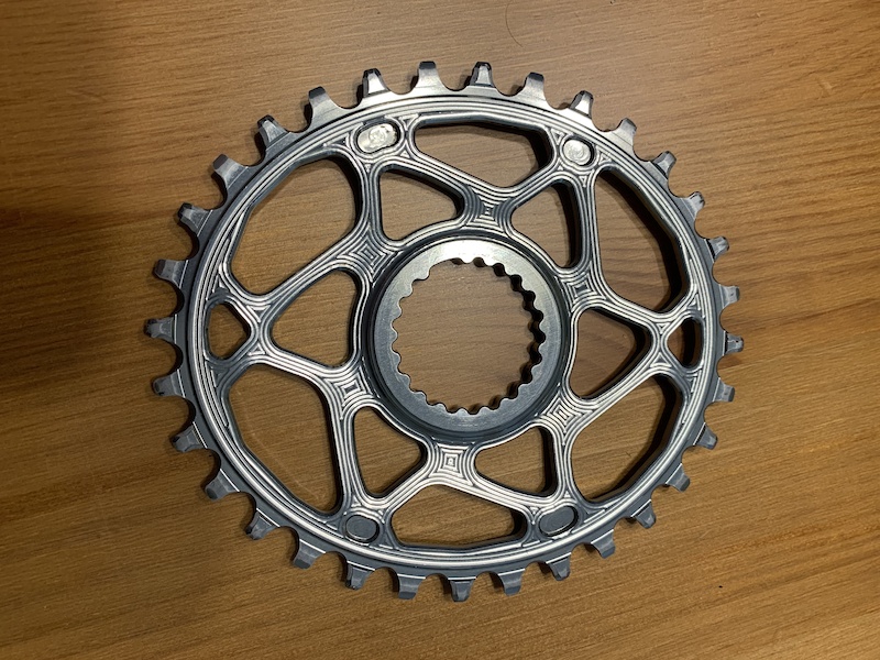Absolute Black Oval chainring 32T For Sale
