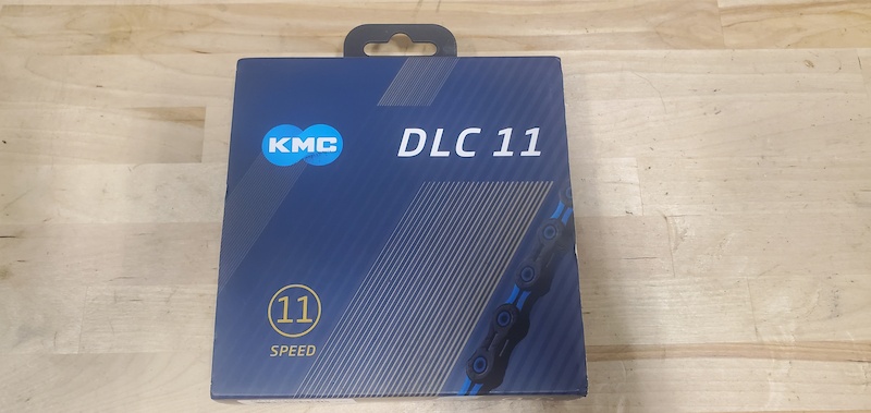 2022 New KMC DLC 11 chain 116L blue For Sale