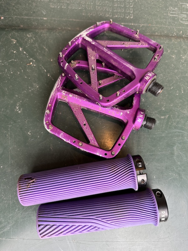 2021 PNW Loam Pedals and Grips For Sale