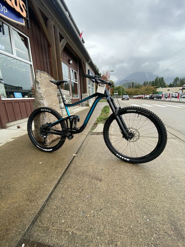 2022 Giant Reign SX XL For Sale