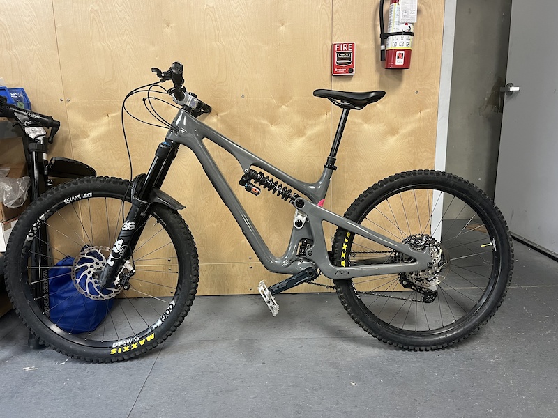 2021 Yeti SB140 Medium For Sale