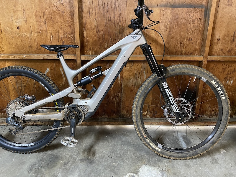 2021 Yt Decoy mx w/ New vivid air and Zeb Ultimate For Sale