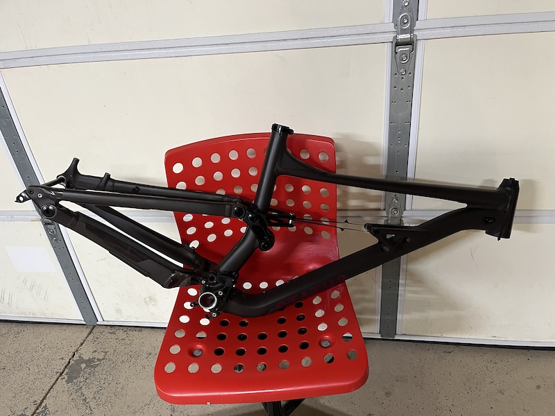 2022 Specialized Status 140 S4 For Sale