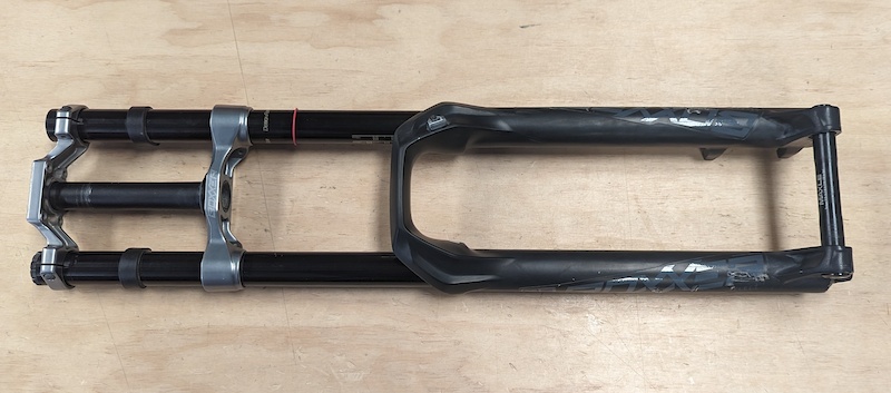 2022 RockShox Boxxer Select 29" 46mm Offset 20x110 For Sale