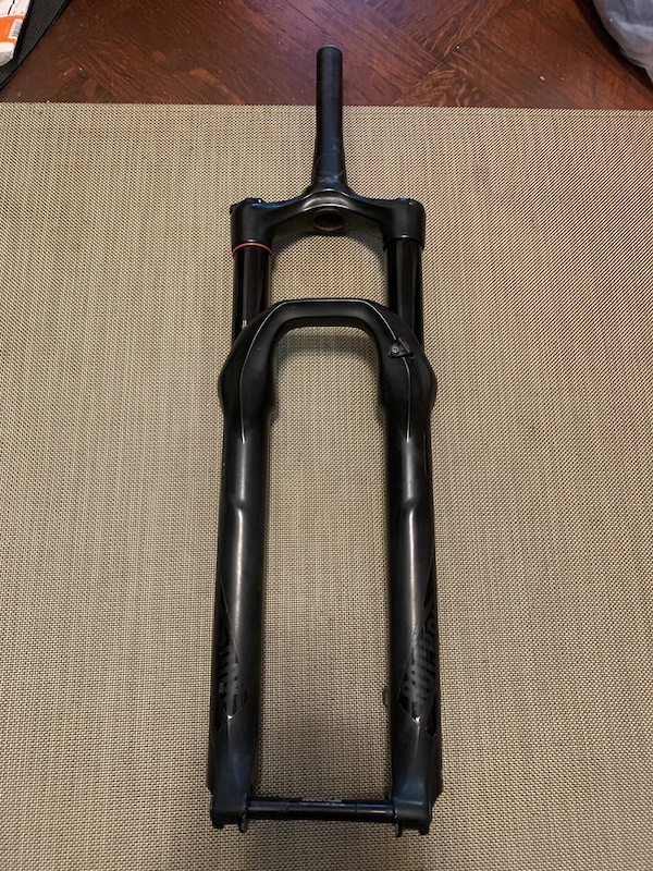 2018 Rock Shox Pike RCT3 Solo Air 29” 130mm Luftkappe For Sale