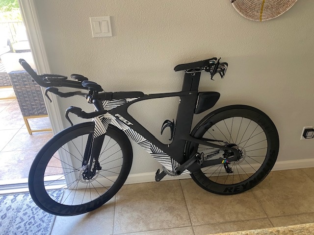 2020 Felt IA Advanced Triathlon bike, mens medium For Sale