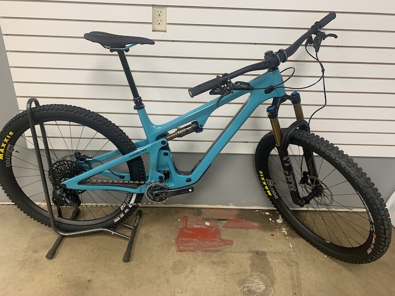 2023 Yeti SB120 T-Series TURQ T3 X01 AXS For Sale