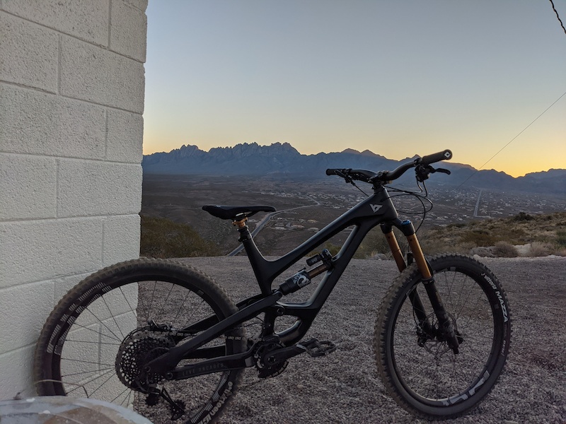 2020 YT Capra Pro Race Large For Sale