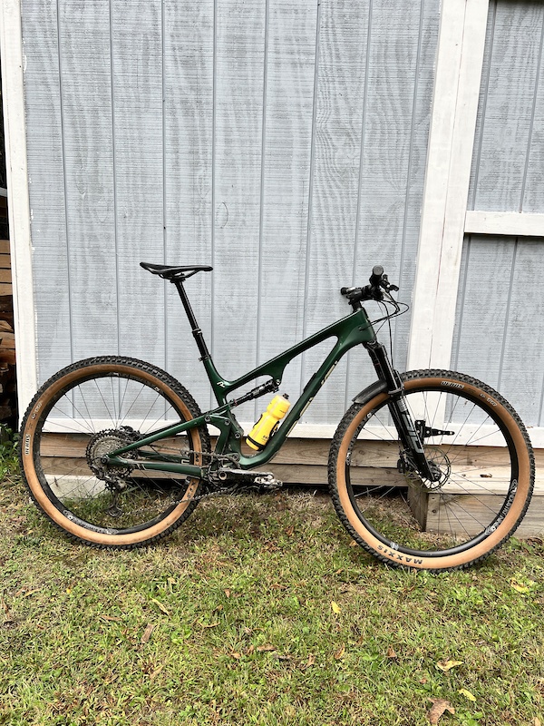 2022 Revel Ranger V1 size Large For Sale