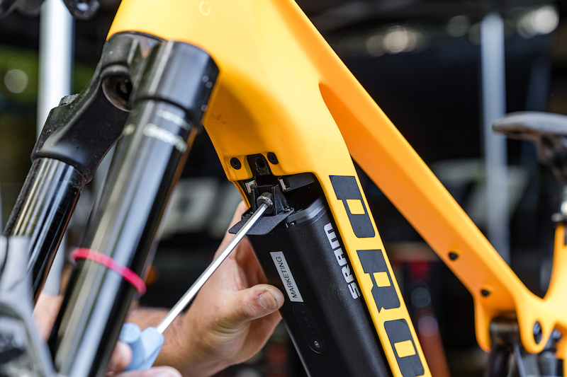 How To Maximize The Life Of Your E-Bike Battery - Pinkbike