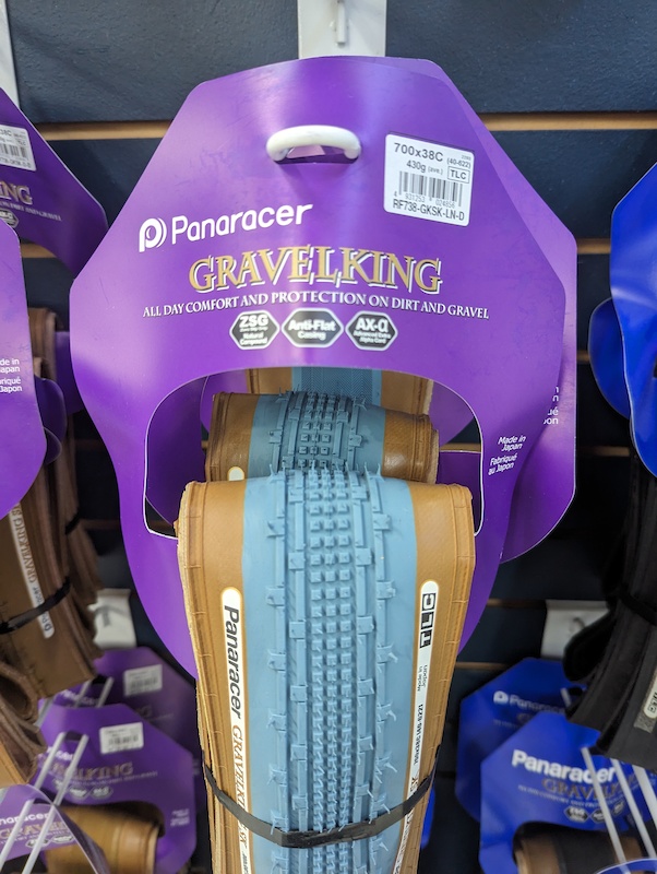 2022 Limited Edition TAN Panaracer GK SK 700 x 38c For Sale