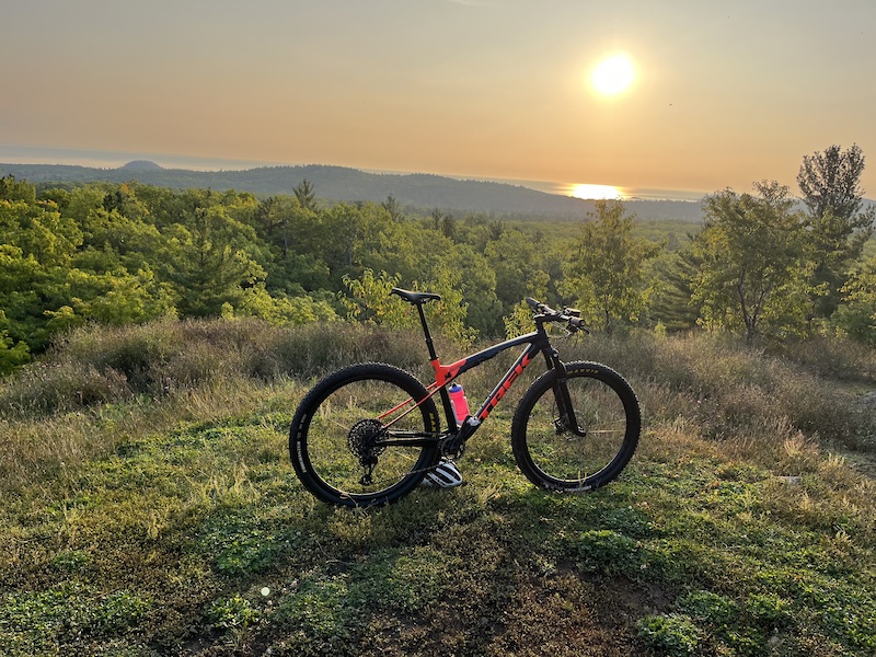 2022 Trek Supercaliber Project One Size Large For Sale