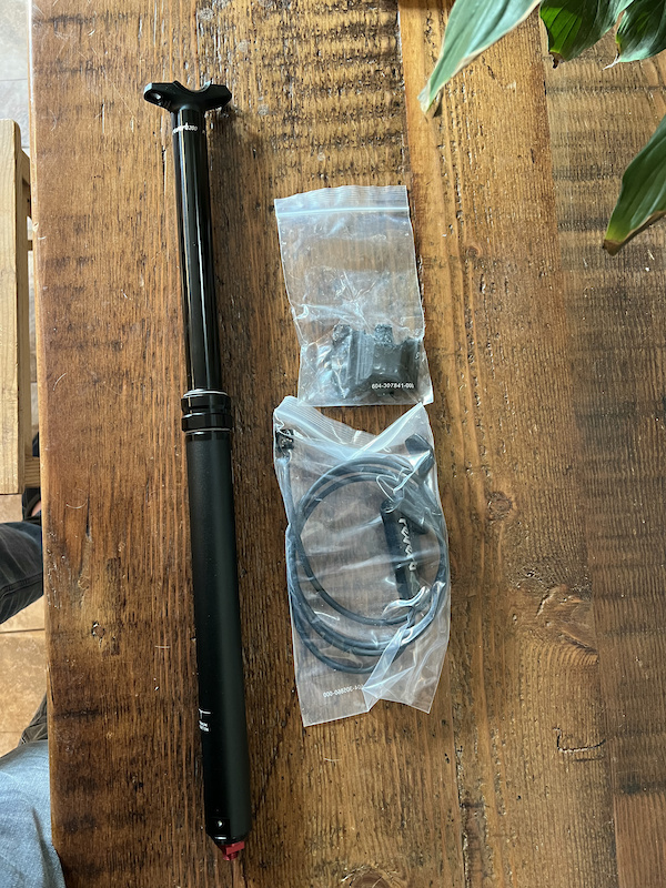 2022 New RockShox Reverb Stealth Dropper - 200mm For Sale