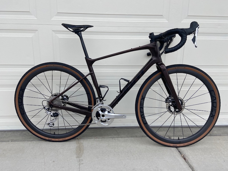 2023 Giant Revolt Adv M/L Custom Build For Sale