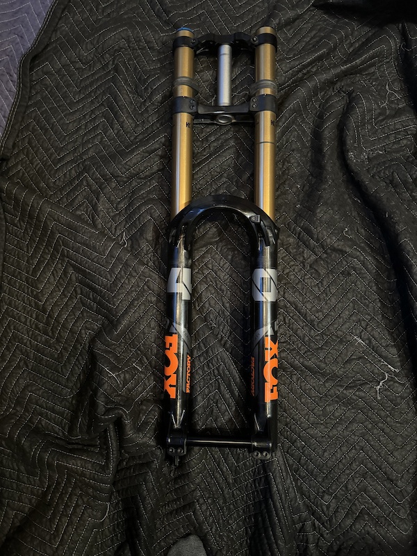 2021 Fox 40 DH Forks Grip 2 Kashima For Sale