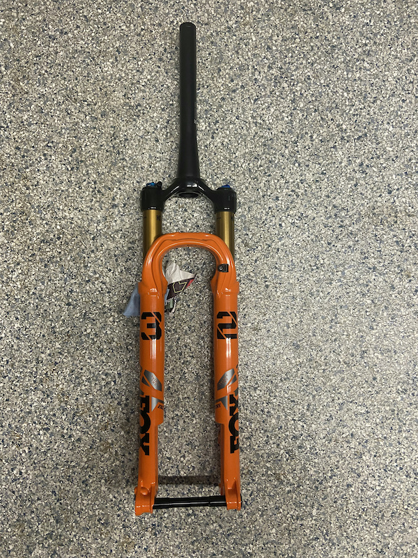 2023 Fox Stepcast 32 remote lockout at 100mm For Sale