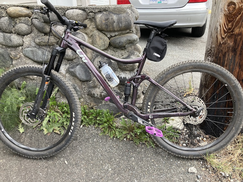 2021 Mint Condition: Giant/Liv Double Sus / Medium Bike For Sale