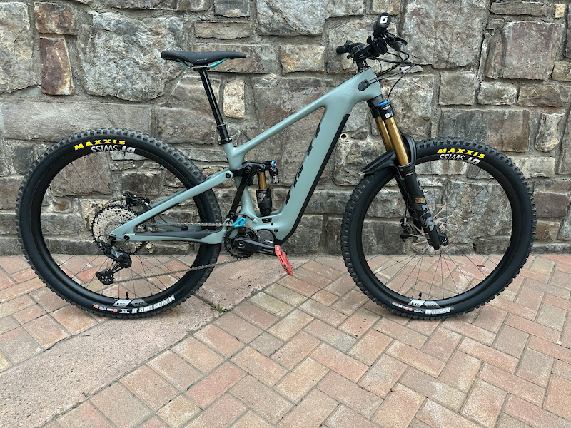 2023 Yeti 160E Small (Factory Suspension + Carbon Wheels) For Sale