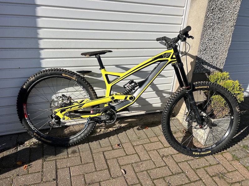 2016 YT Tues CF For Sale