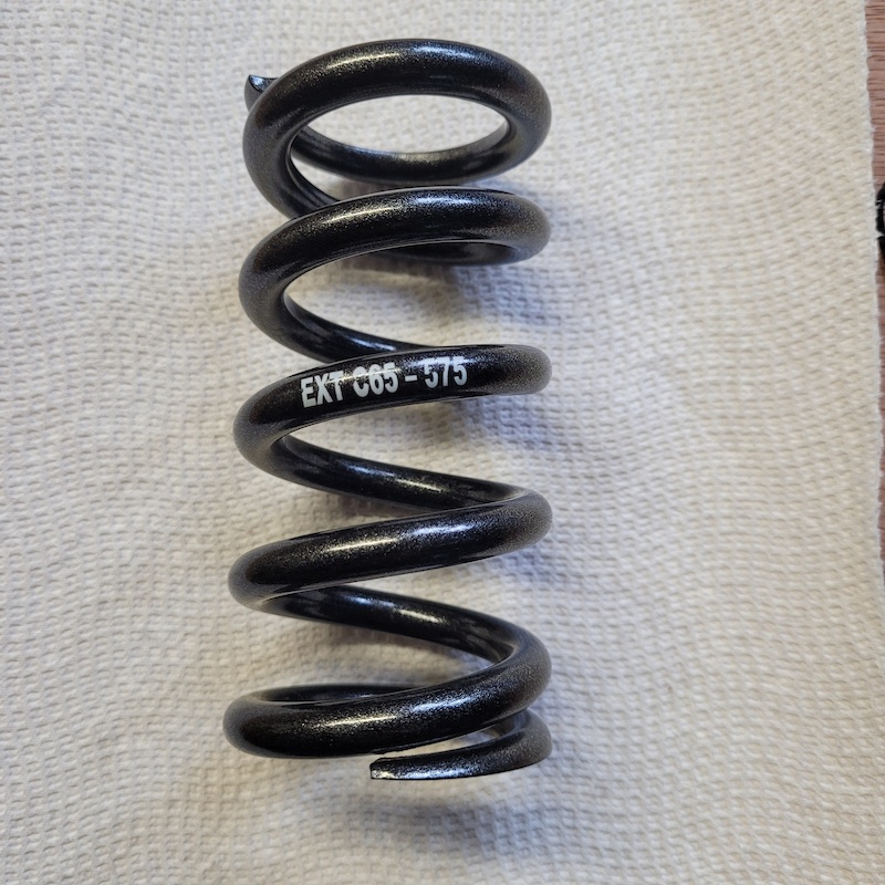 2023 EXT mtb spring C series 65mm 575lbs/in For Sale
