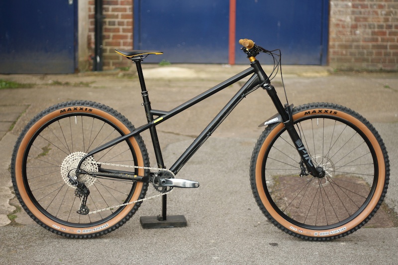 2021 On One Hello Dave - Size Medium For Sale