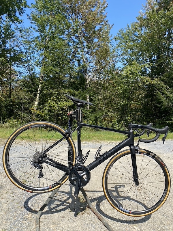 2018 Factor O2 Chassis Carbon Road Bike For Sale