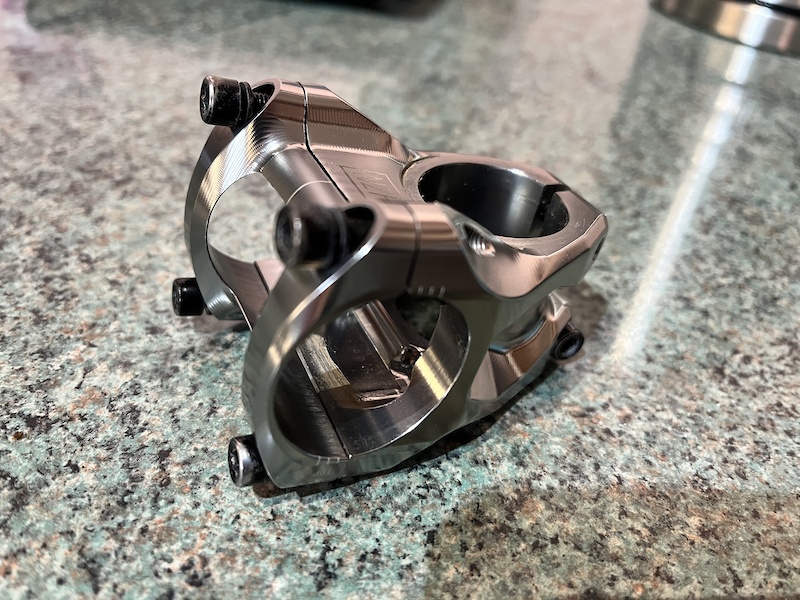 2023 Nukeproof Horizon stem 31.8mm diameter 35mm reach For Sale