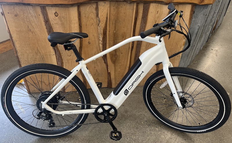 2022 Serfas eDash 350W size large For Sale