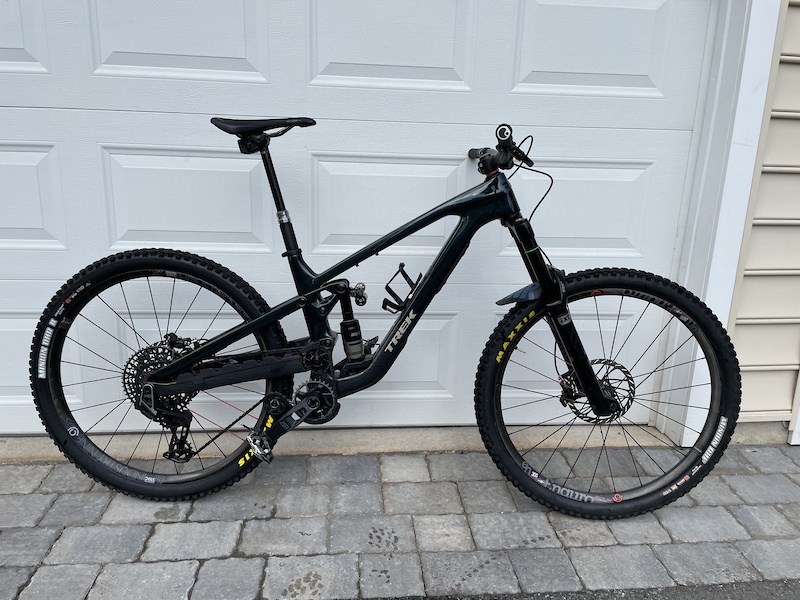 2024 Custom Trek Slash 9.9 XO AXS T-Type Gen 6 - M/L For Sale