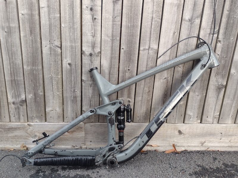 2018 Trek Remedy 8 frame XL super deluxe ultimate For Sale