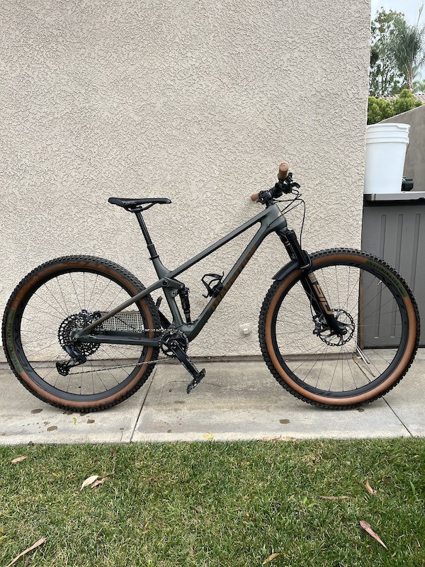 2022 Transition Spur Medium For Sale