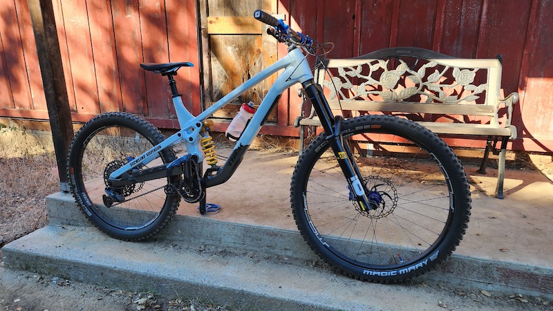 2024 Trek slash gen 6 frame shock For Sale