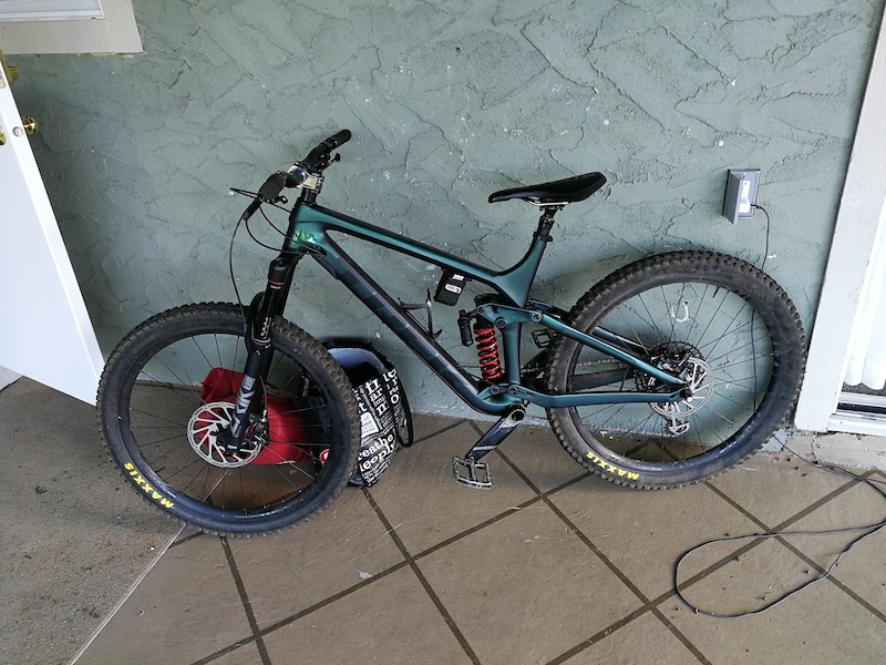 2020 Custom carbon Trek Remedy For Sale