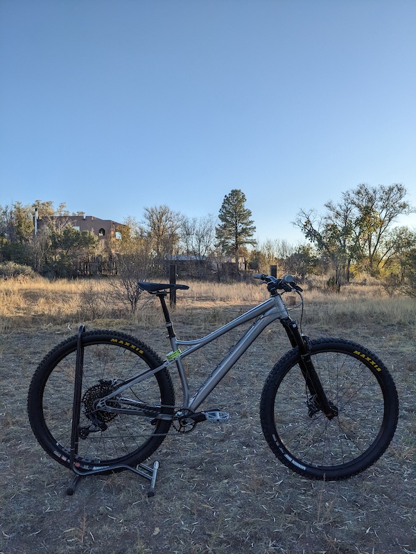 2023 NEW Banshee Paradox, Size Medium For Sale