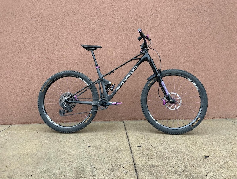 2022 Mondraker Raze R Carbon Berd Carbon wheels For Sale