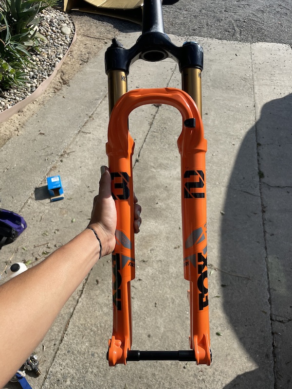 2022 Fox stepcast 32 remote lockout For Sale