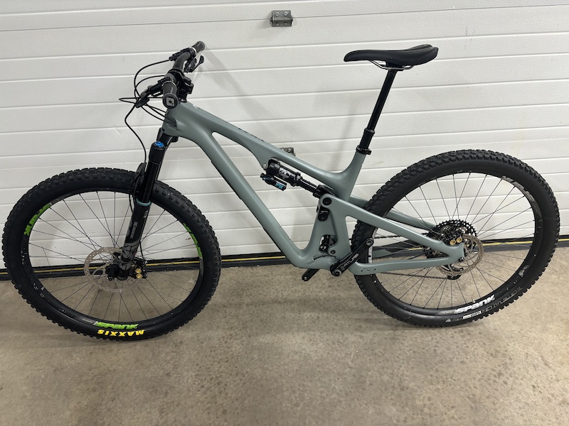 2022 Yeti SB130 Large Frame with Fox 36 Fork and Cranks For Sale