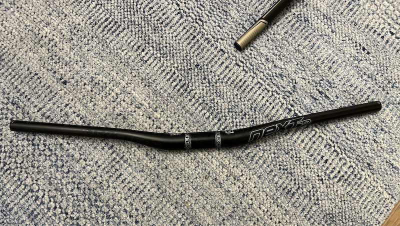 2022 Race Face Next R Carbon 760 For Sale