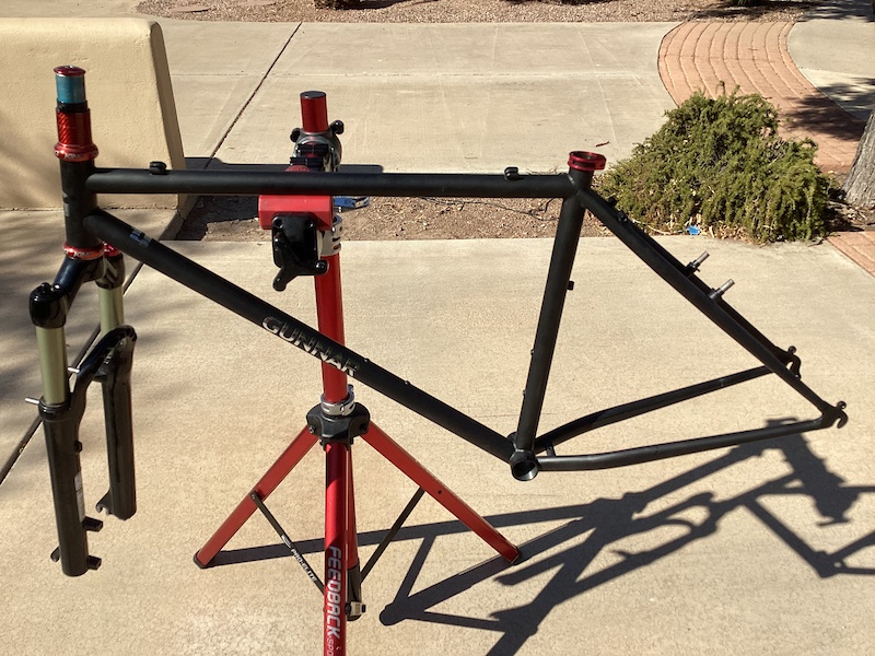 Gunnar RockHound 17.5 Manitou V-brake Fork w King HS For Sale